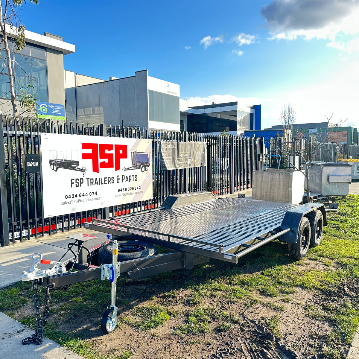 16x6'6 Beaver tail tandem perforated sheet car trailer 2.8 ton GVM ...